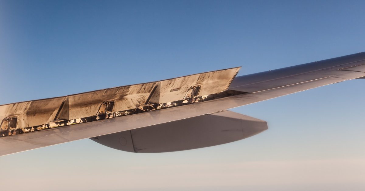 Why Do Plane Flaps and Slats Move During Flight? - Fearless Flight Club